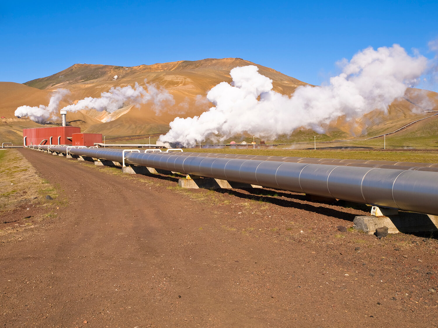 An introduction to the next clean energy frontier: Superhot rock and the challenges in ...